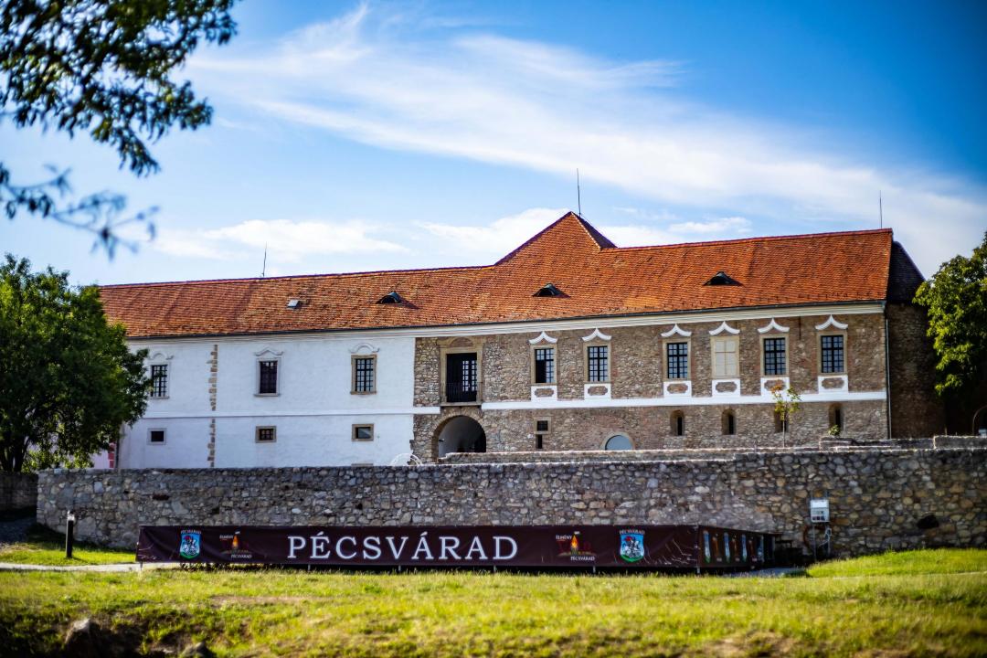 Pécsváradi Élményvár